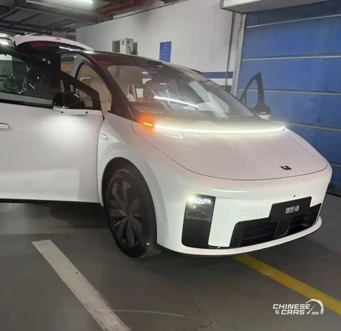 صور تجسسية داخلية لسيارة Li Auto i8 تكشف عن مقصورة أكثر فخامة وتقنيات أكثر تقدمًا مقارنة بـ Li ...